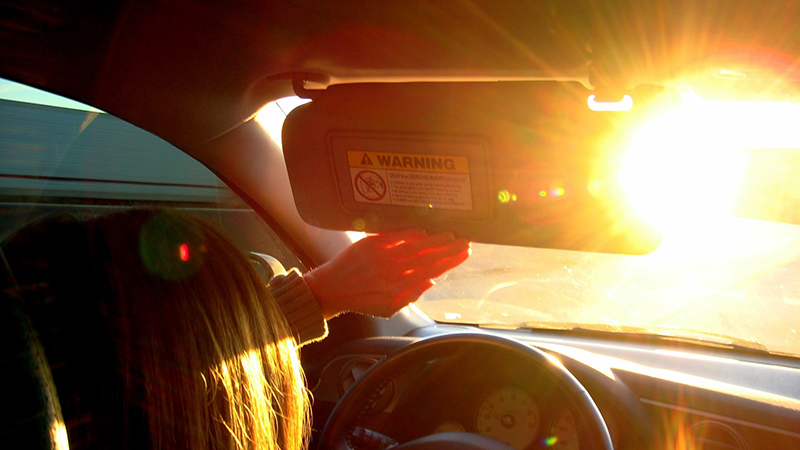 Precautions to take when driving in hot weather